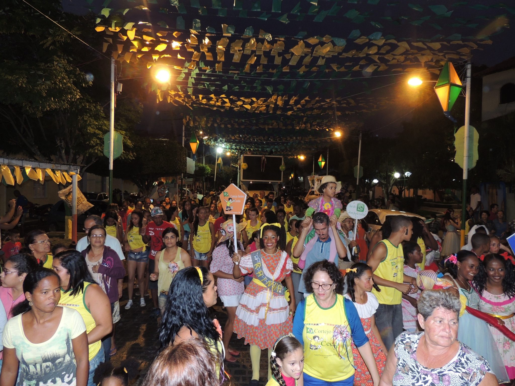 CORTEJO JUNINO CECÉU ABRE O SÃO JOÃO DE CABACEIRAS DO PARAGUAÇU - Bahia ...